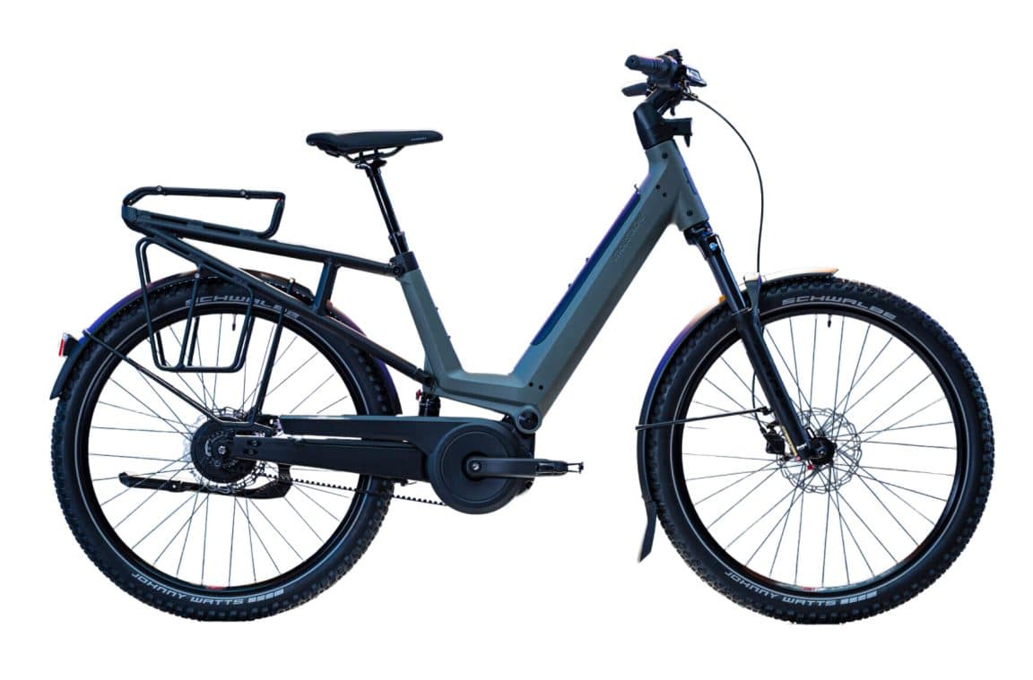 Moustache J | Fiche technique complète